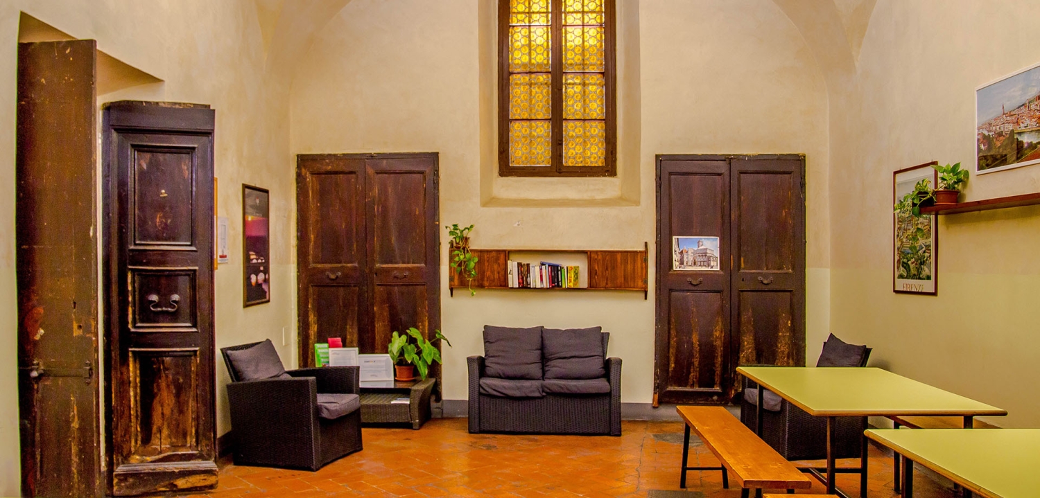 Santa Monaca Hostel - Cheap Accommodation in Florence